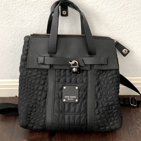 henri bendel | Bags | Henri Bendel Jetsetter Backpack Black Quilted ...